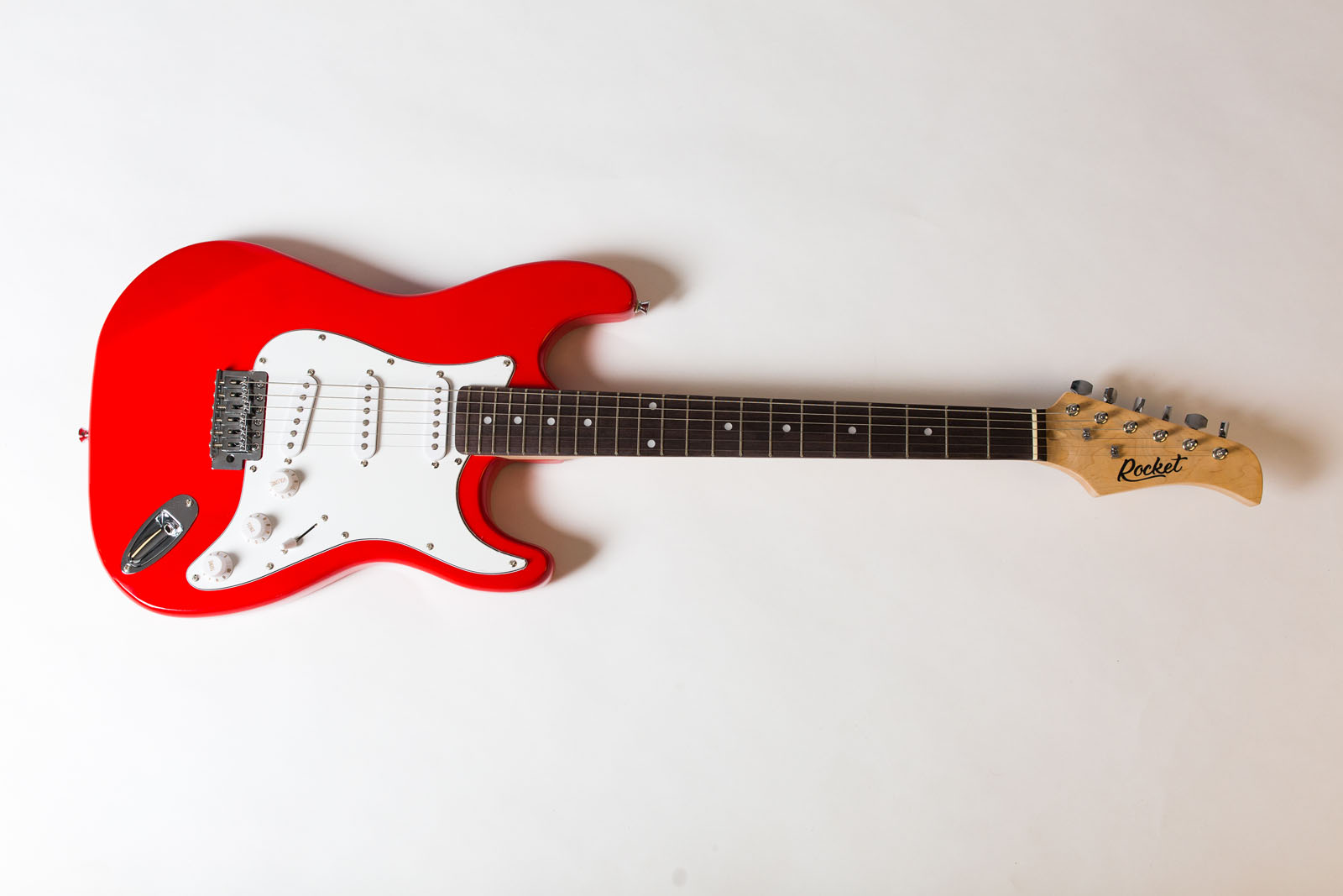 ROCKET ST-01 RD 39" Электрогитара за 9 490 ₽ — купить в интернет ...